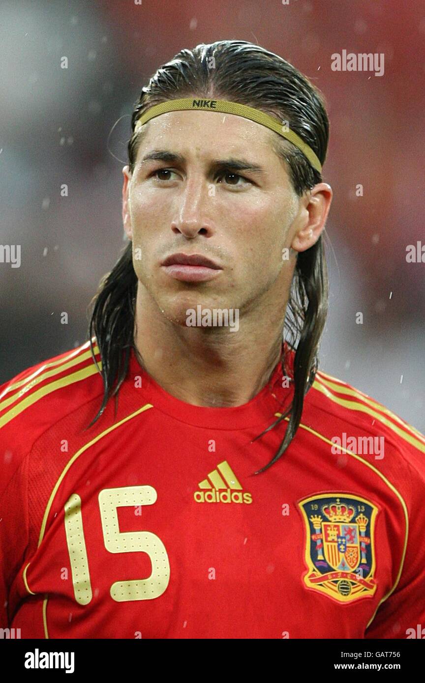 Soccer - UEFA European Championship 2008 - Group D - Spain v Russia ...