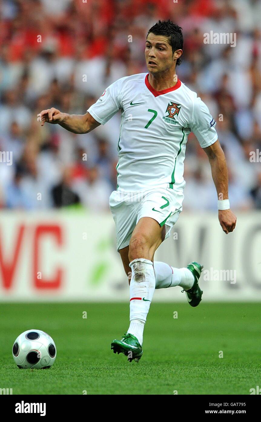 Ronaldo 2008 hi-res stock photography and images - Alamy