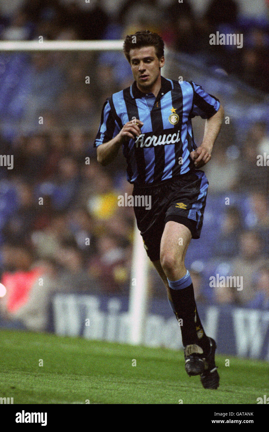 Nicola berti hi-res stock photography and images - Alamy