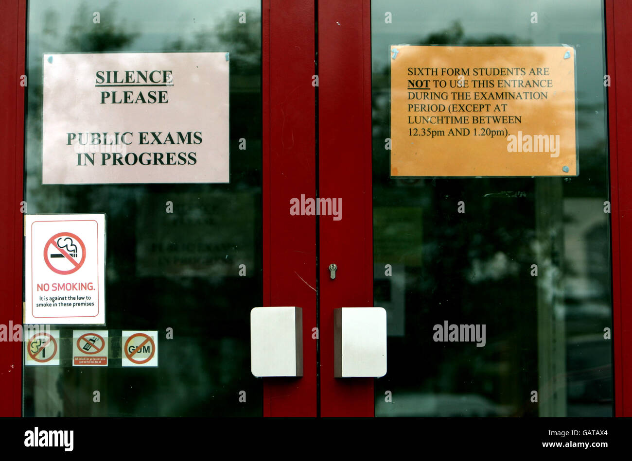 Gcse examination stock hi-res stock photography and images - Alamy