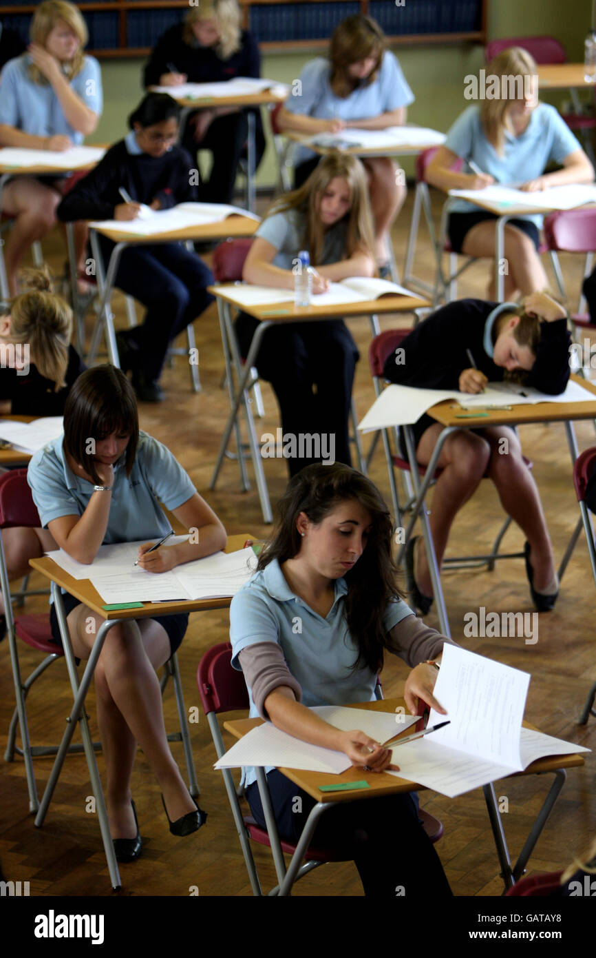 Gcse english hi-res stock photography and images - Alamy