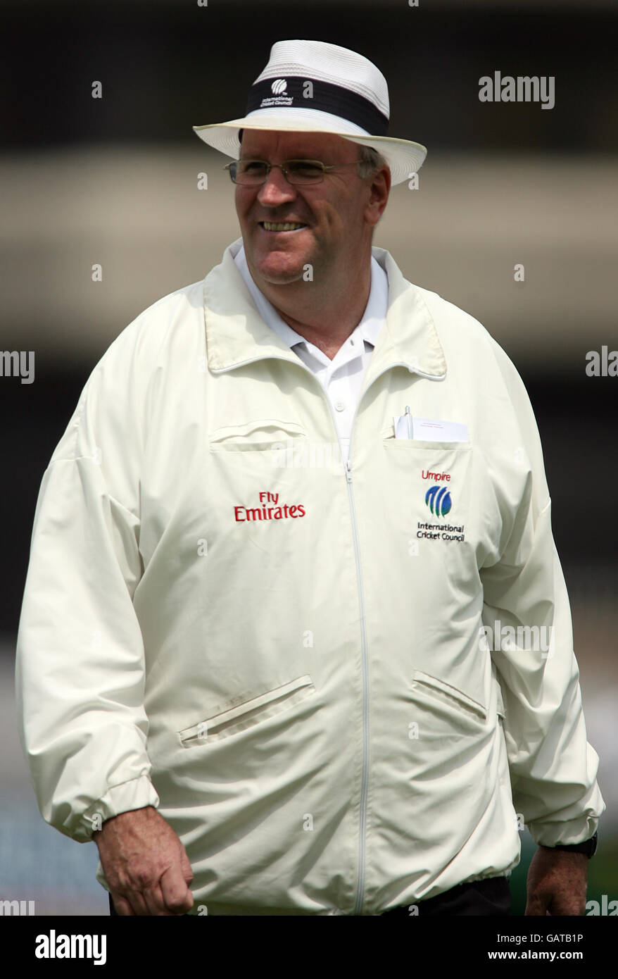 Umpire darrell hair match hi-res stock photography and images - Alamy