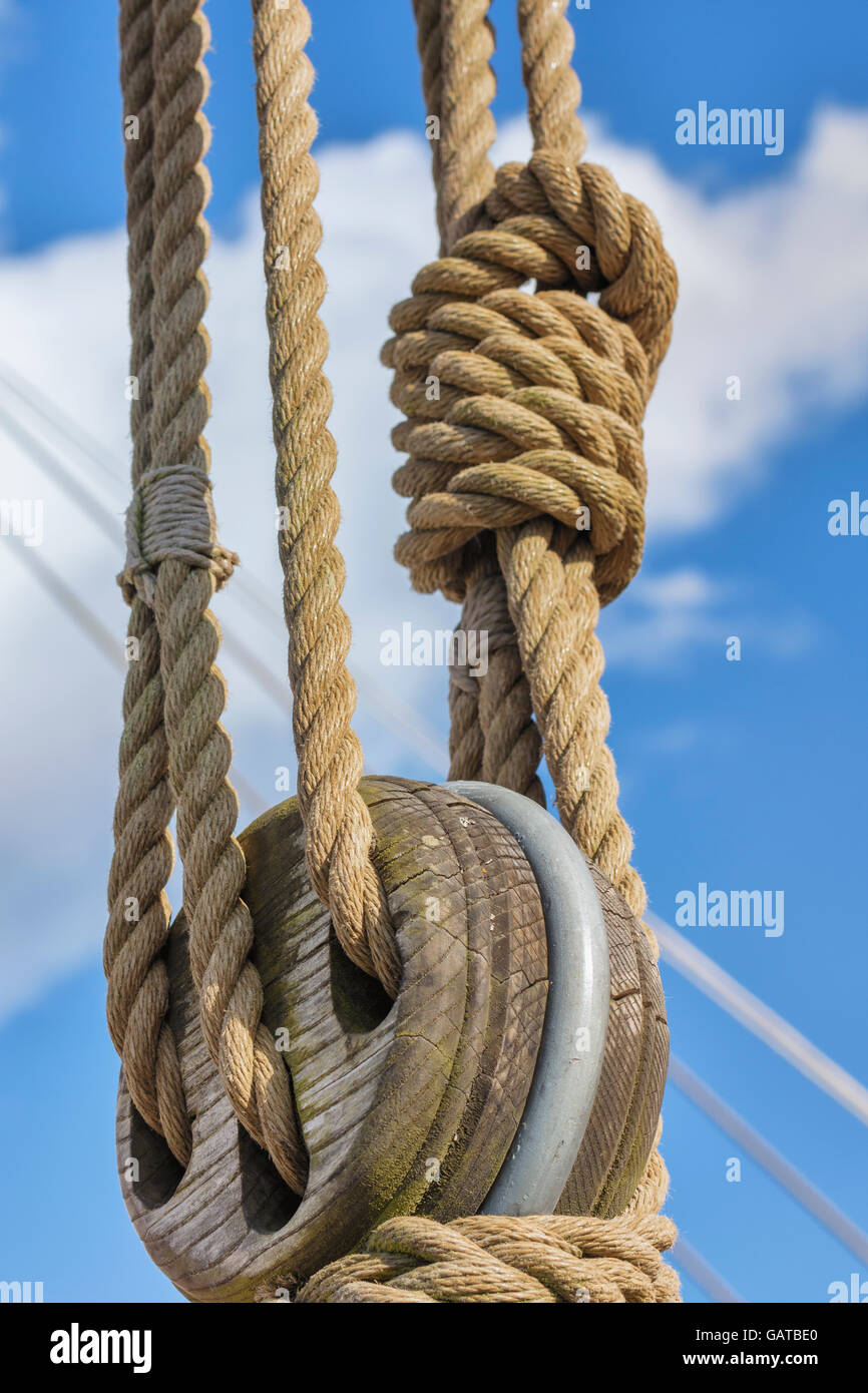Blocks and tackles on a sailing vessel Stock Photo - Alamy