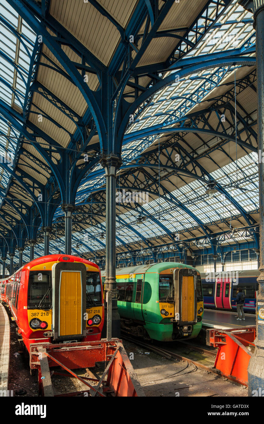 Trains on Brighton Station Stock Photo - Alamy