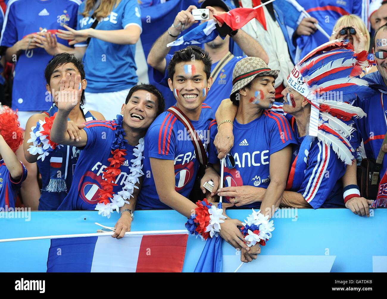 Soccer euro romania v france hi-res stock photography and images - Alamy