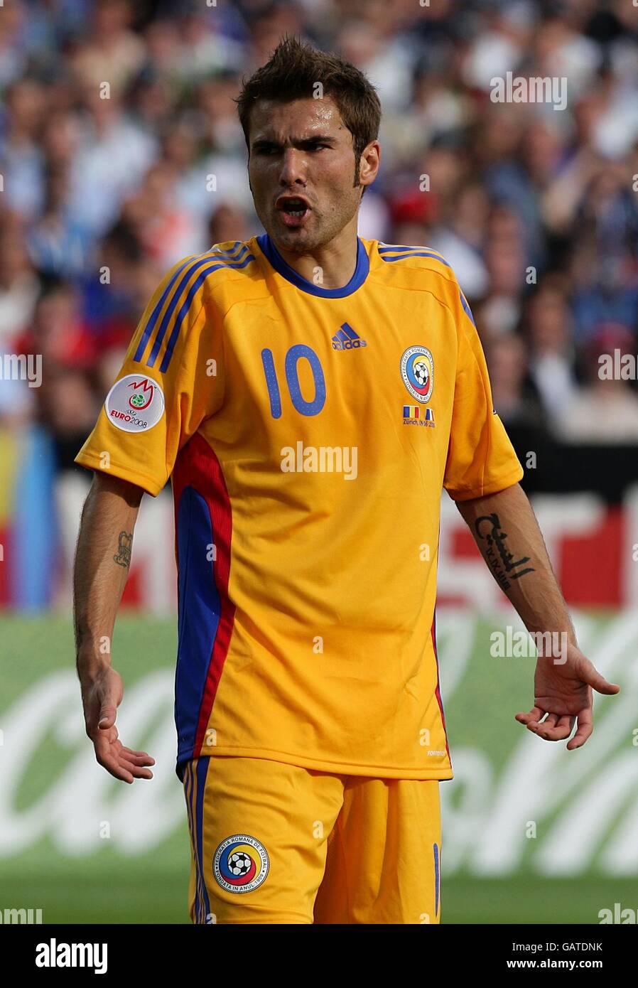 Adrian mutu romania hi-res stock photography and images - Alamy