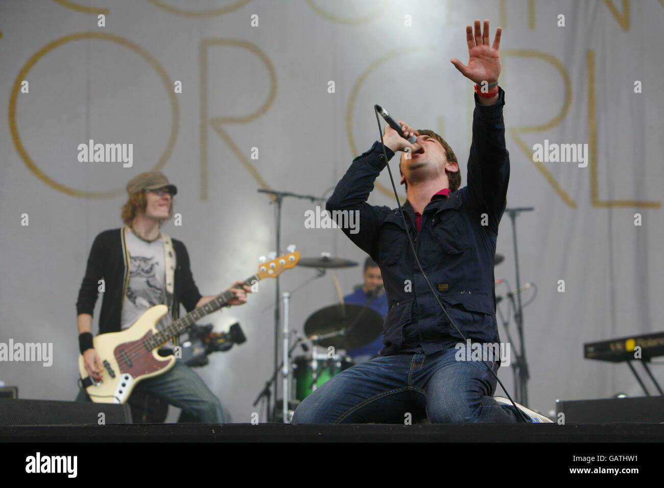 Roy Stride (right) and Greg Churchouse (left) of Scouting For Girls at ...