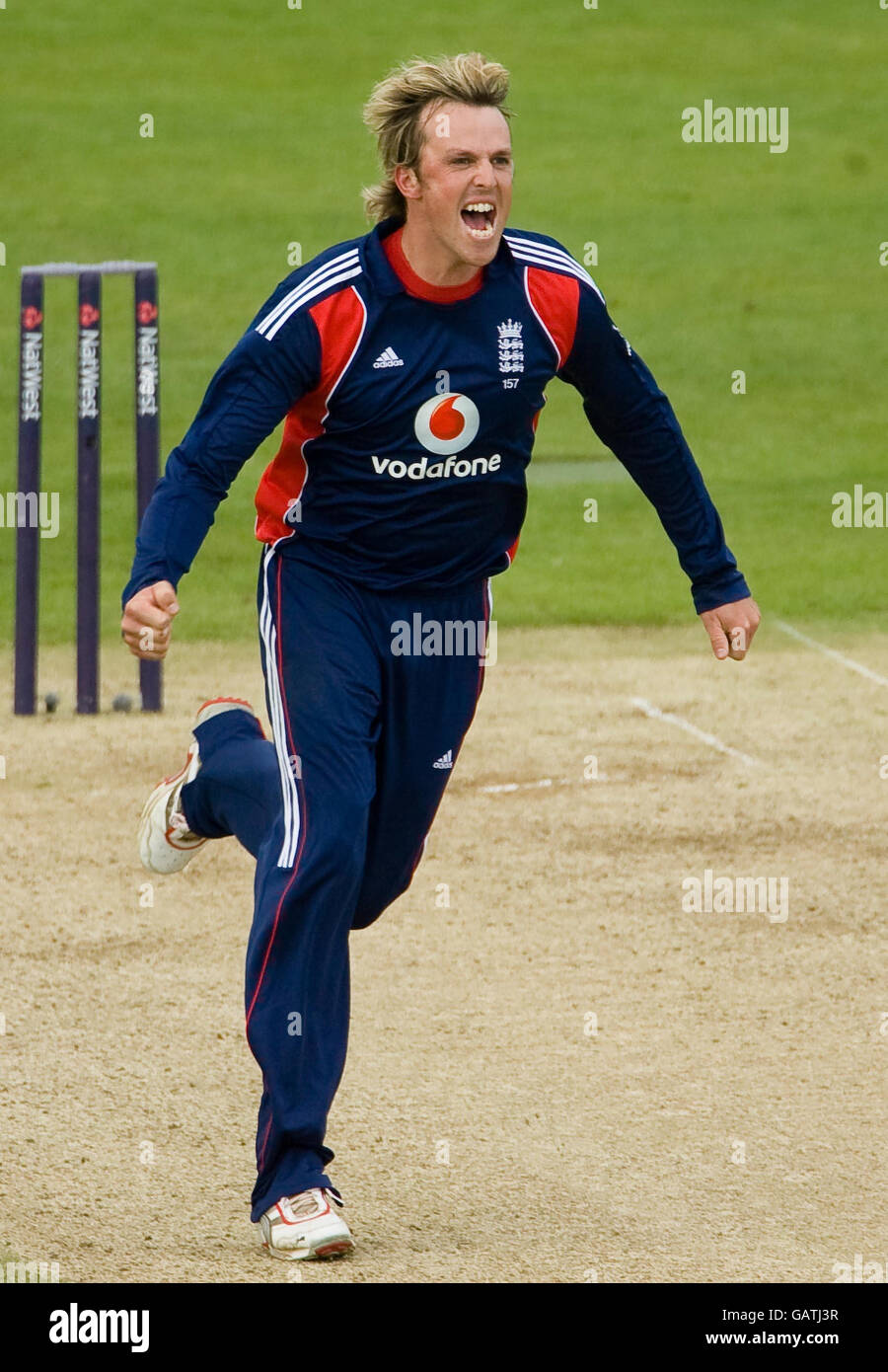 England's Graeme Swann celebrates dismissing New Zealand's Daniel Flynn ...