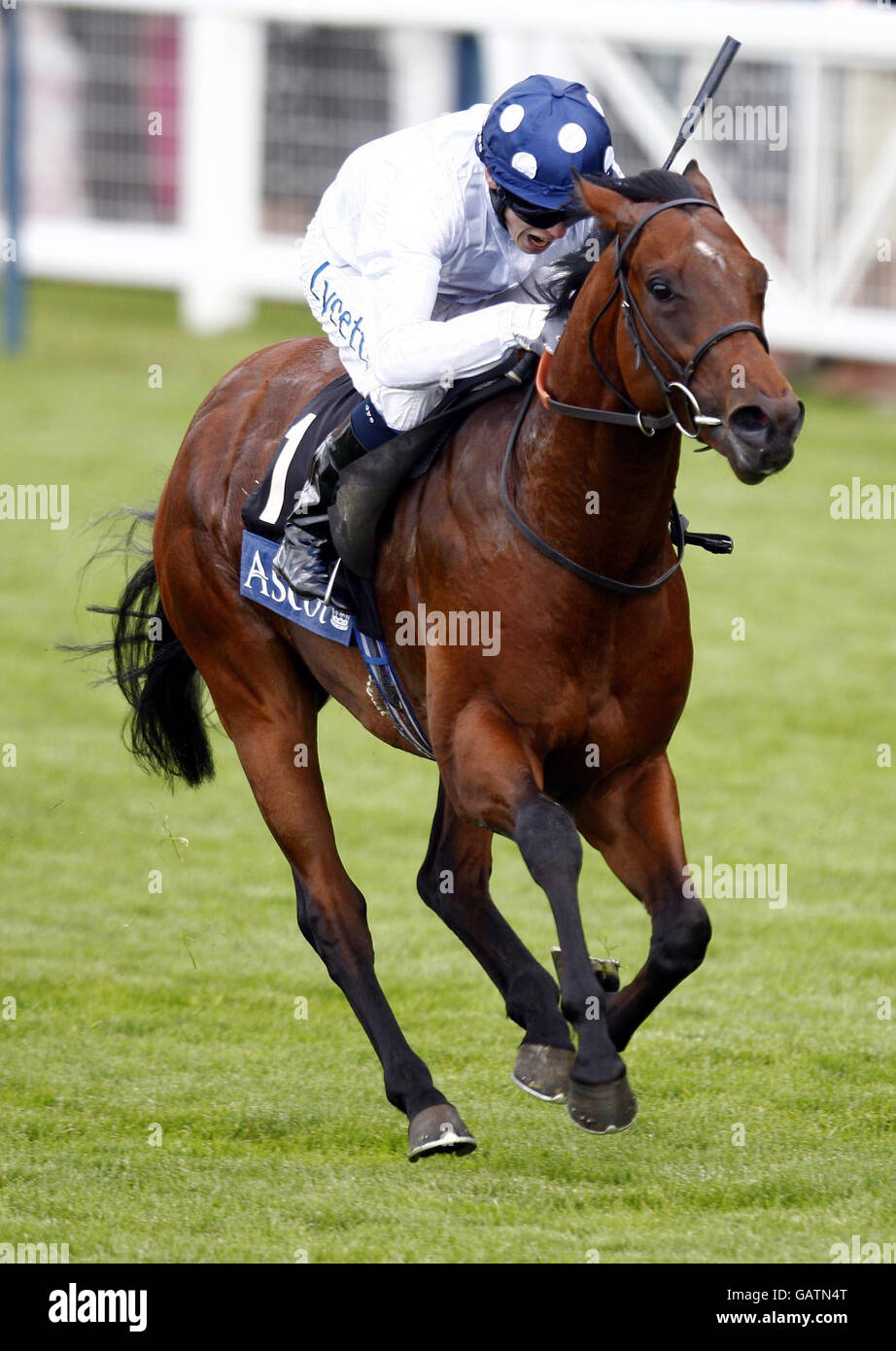 Spotted hat hi-res stock photography and images - Alamy