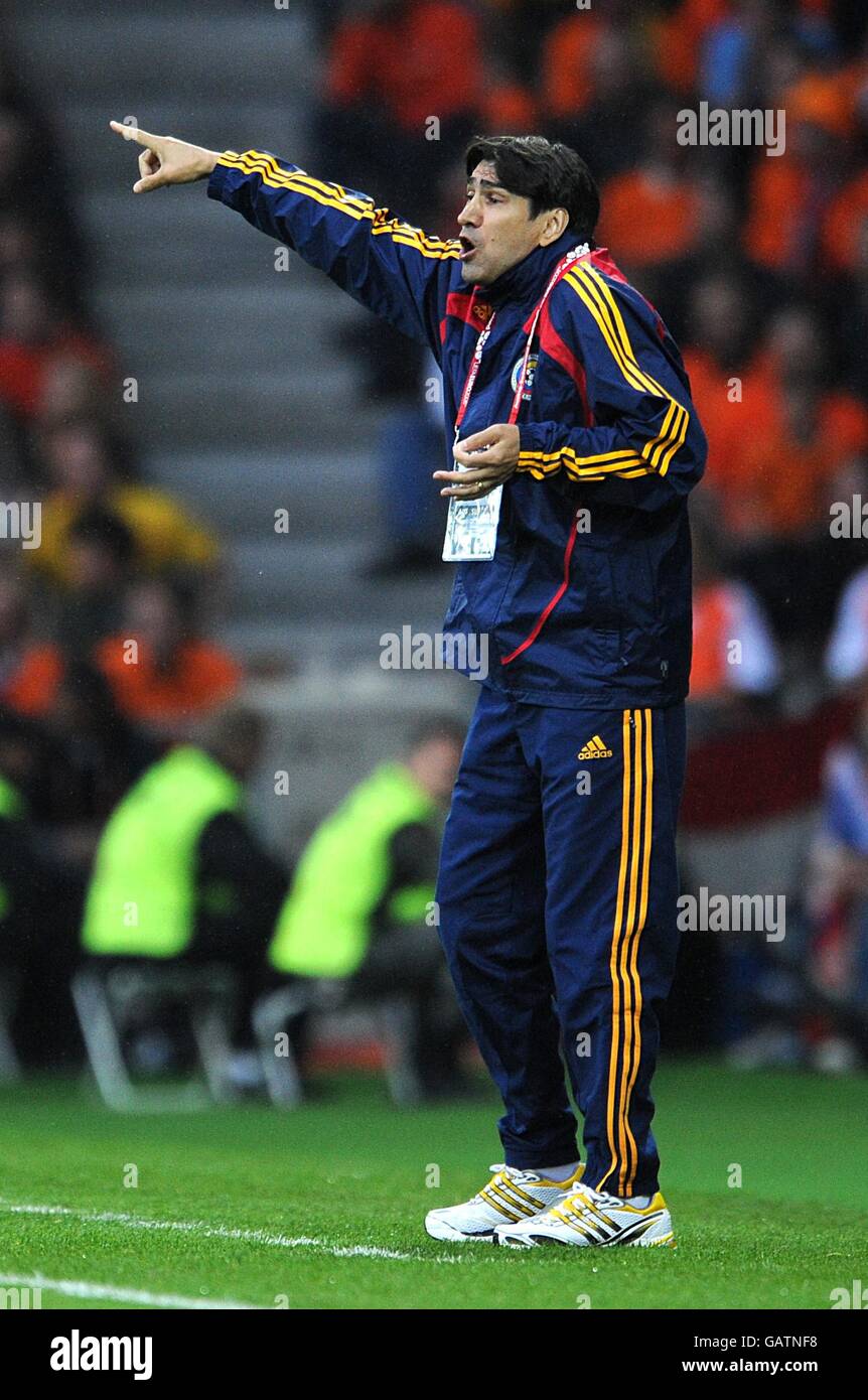 Victor piturca hi-res stock photography and images - Alamy