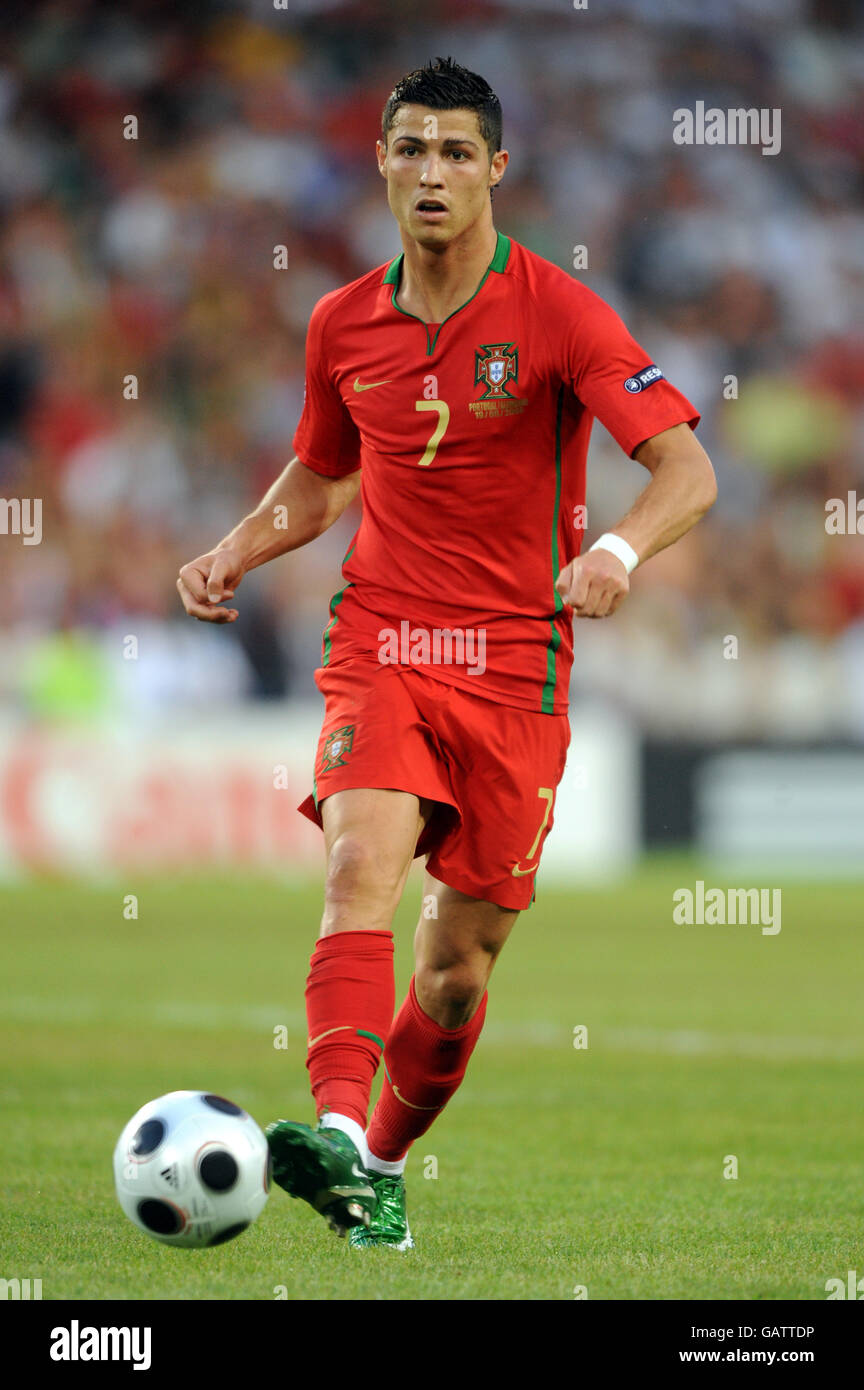 Cristiano ronaldo 2008 final hi-res stock photography and images - Alamy