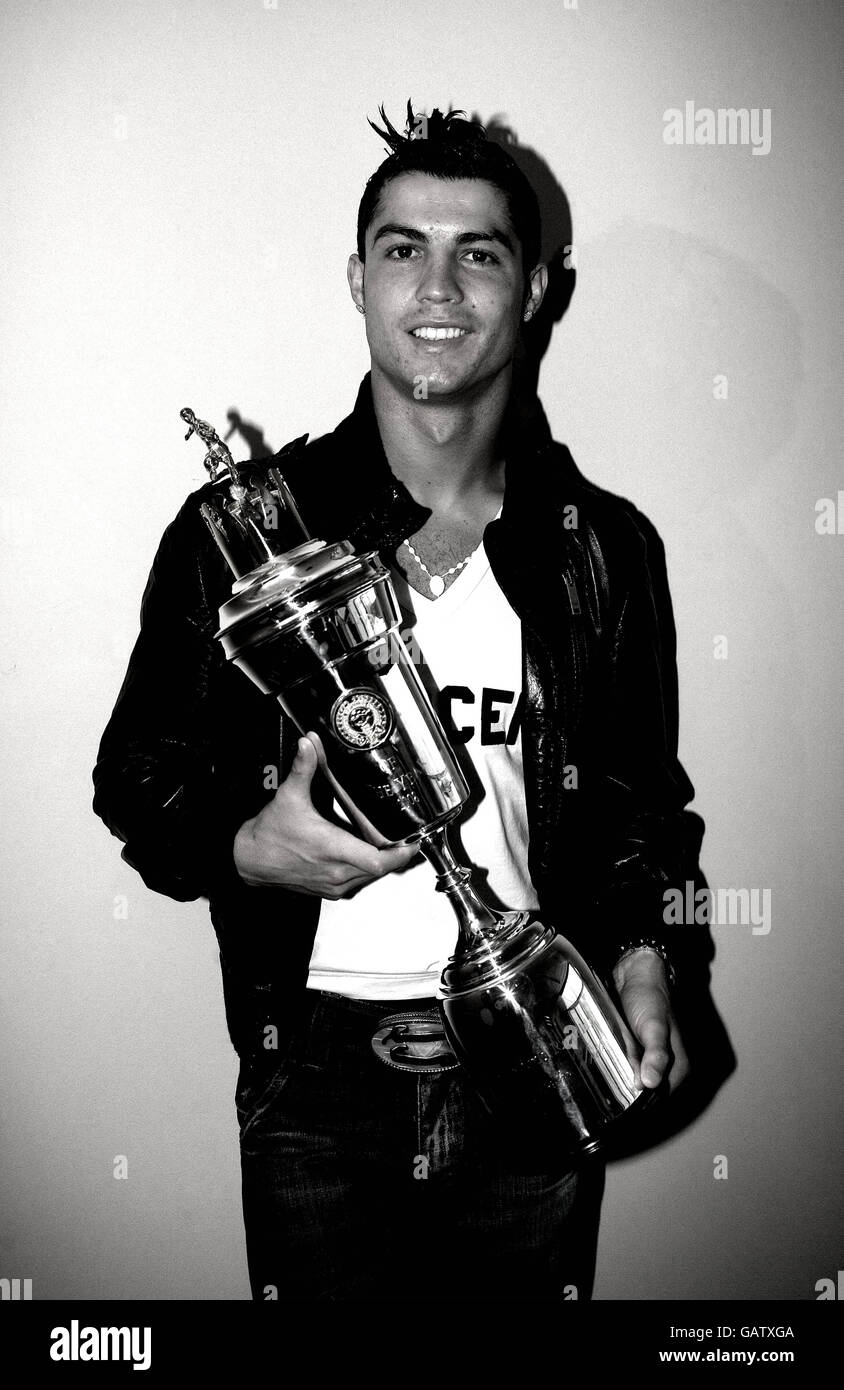 Ronaldo 2008 pfa hi-res stock photography and images - Alamy