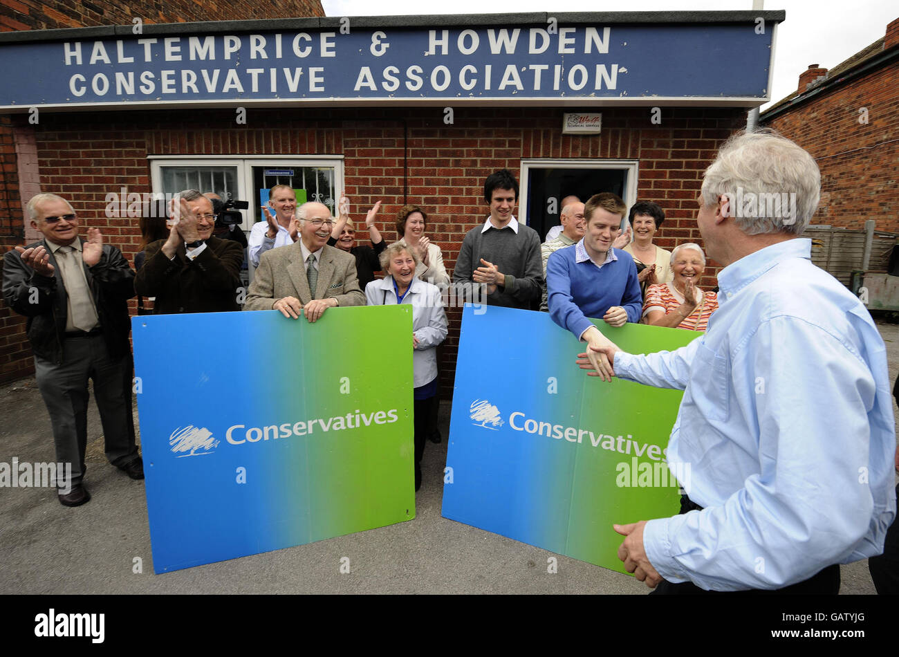 Welcome david hi-res stock photography and images - Alamy