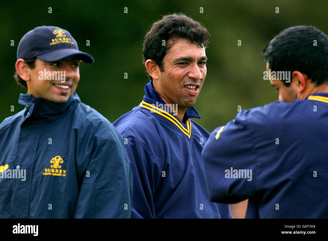 (L-R) Surry's Saqlain Mushtaq, Azhar Mahmood and Adam Hollioake Stock ...