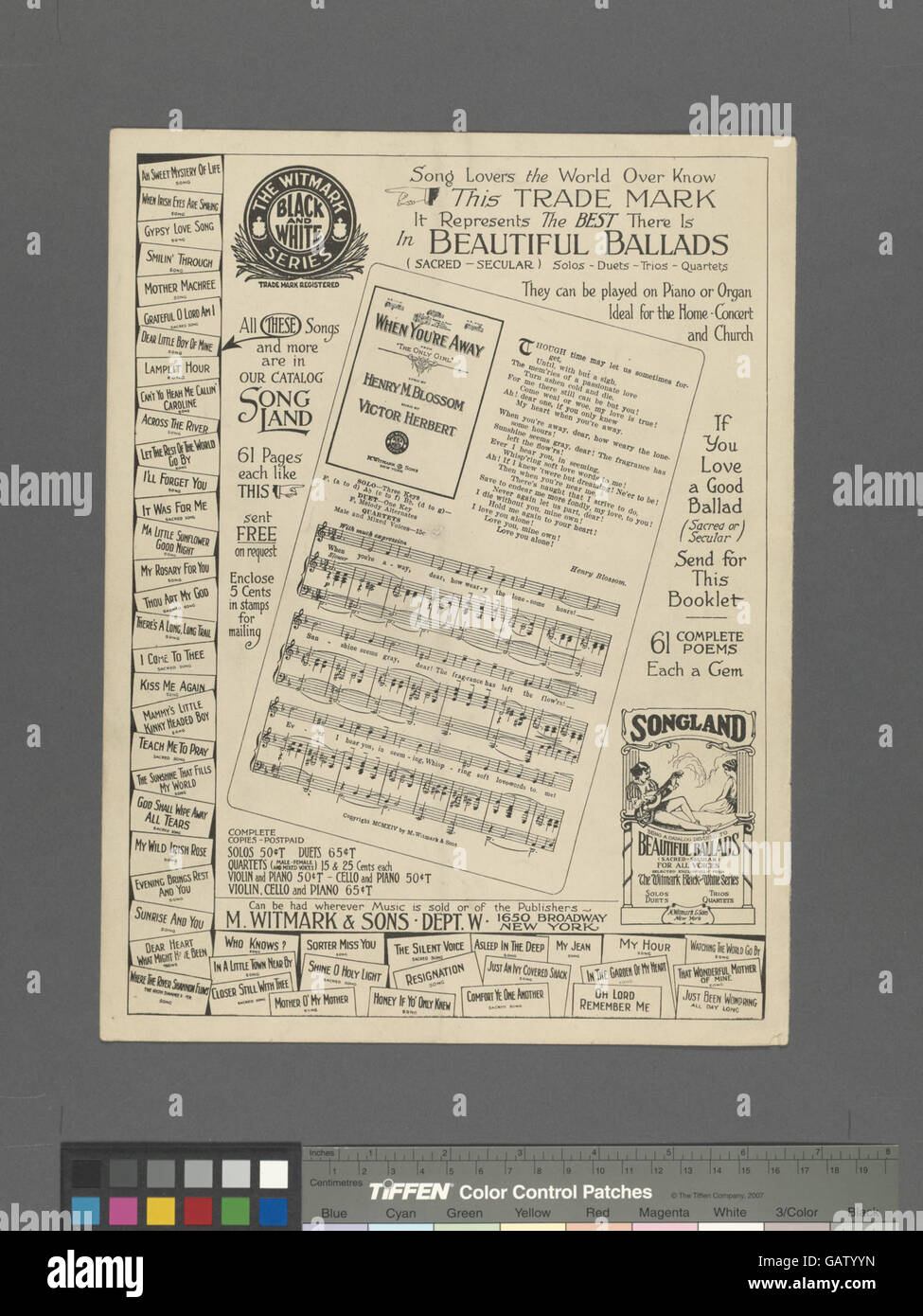 Theatrical song hi-res stock photography and images - Alamy