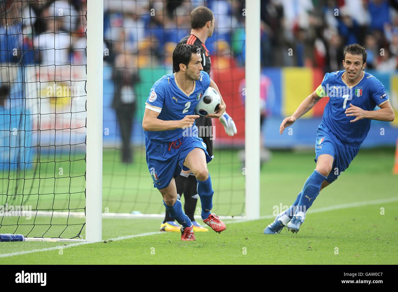 Soccer uefa european championship 2008 group italy romania letzigrund ...