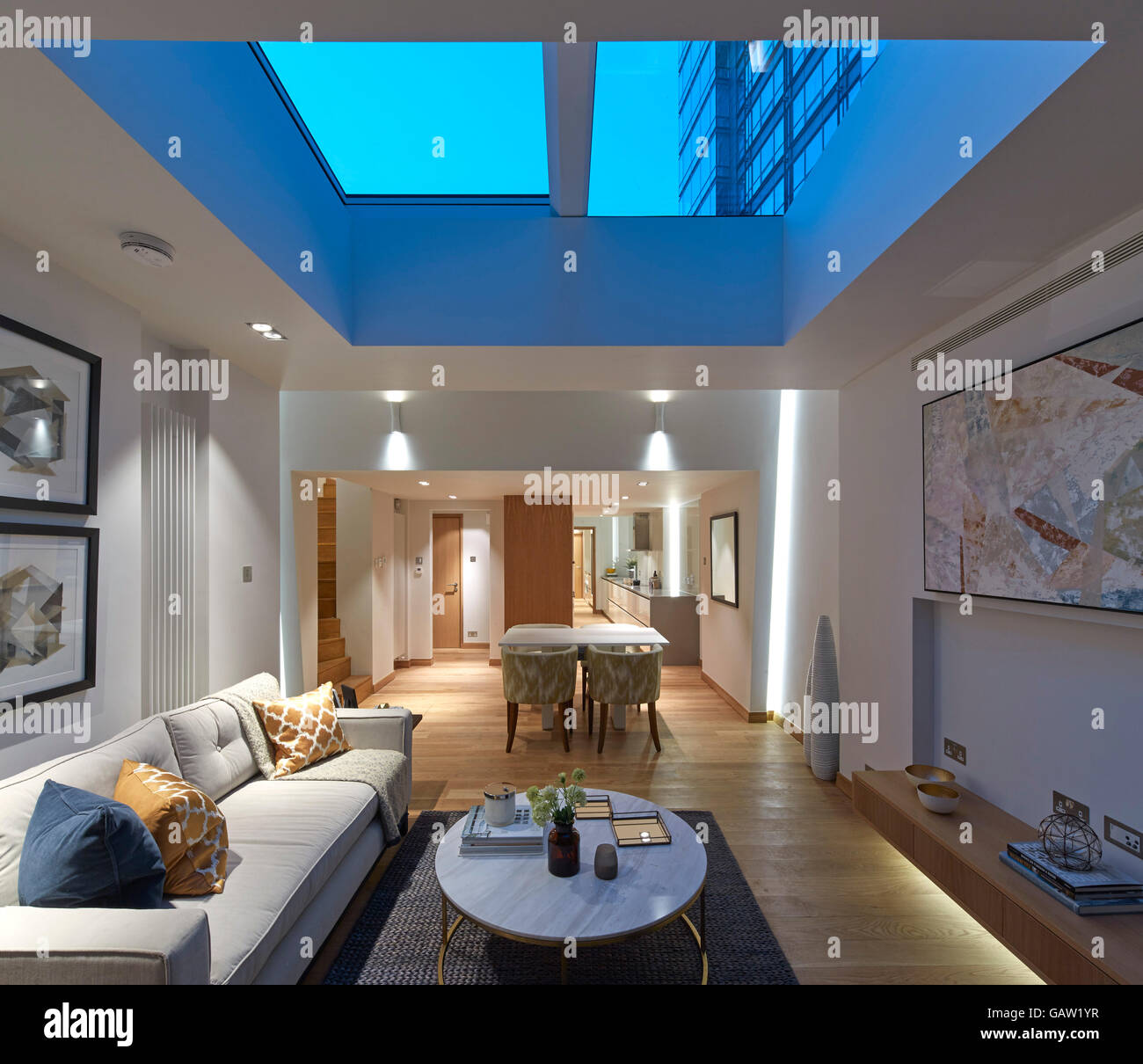 Interior room showing roof hi-res stock photography and images - Alamy