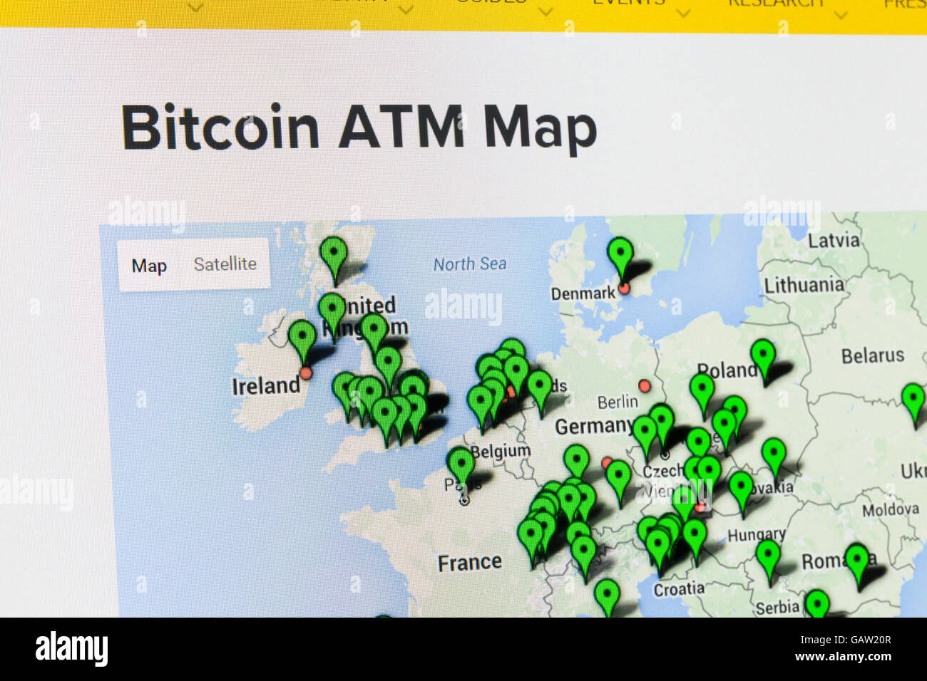 Bitcoin screen hi-res stock photography and images - Alamy