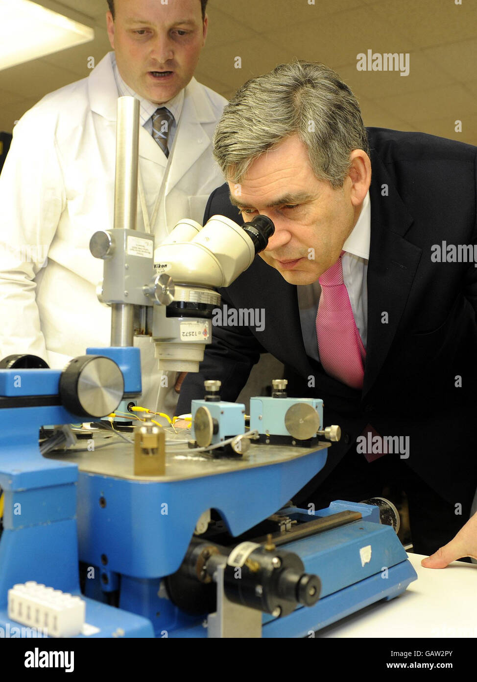 Gordon Brown at Forensic Science Service Stock Photo - Alamy