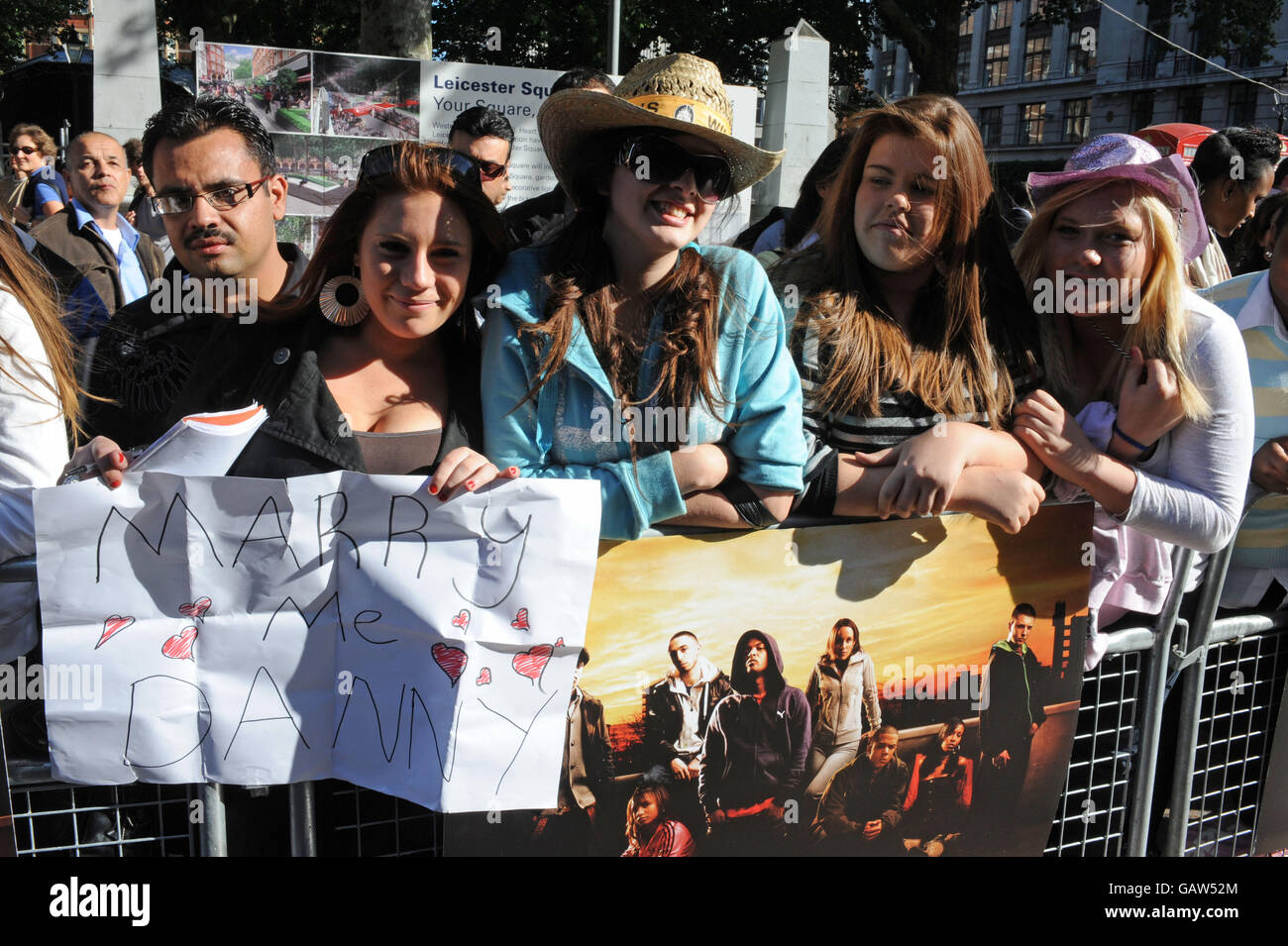 Adulthood hi-res stock photography and images - Alamy