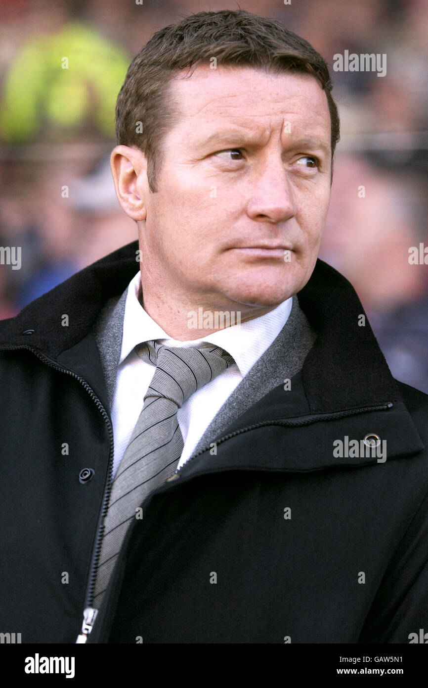 Danny wilson cardiff hi-res stock photography and images - Alamy