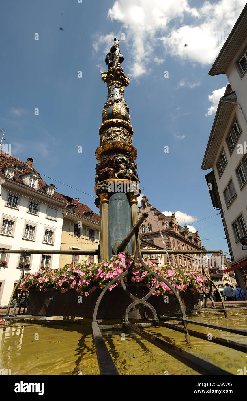 Fountains of basel hi-res stock photography and images - Alamy