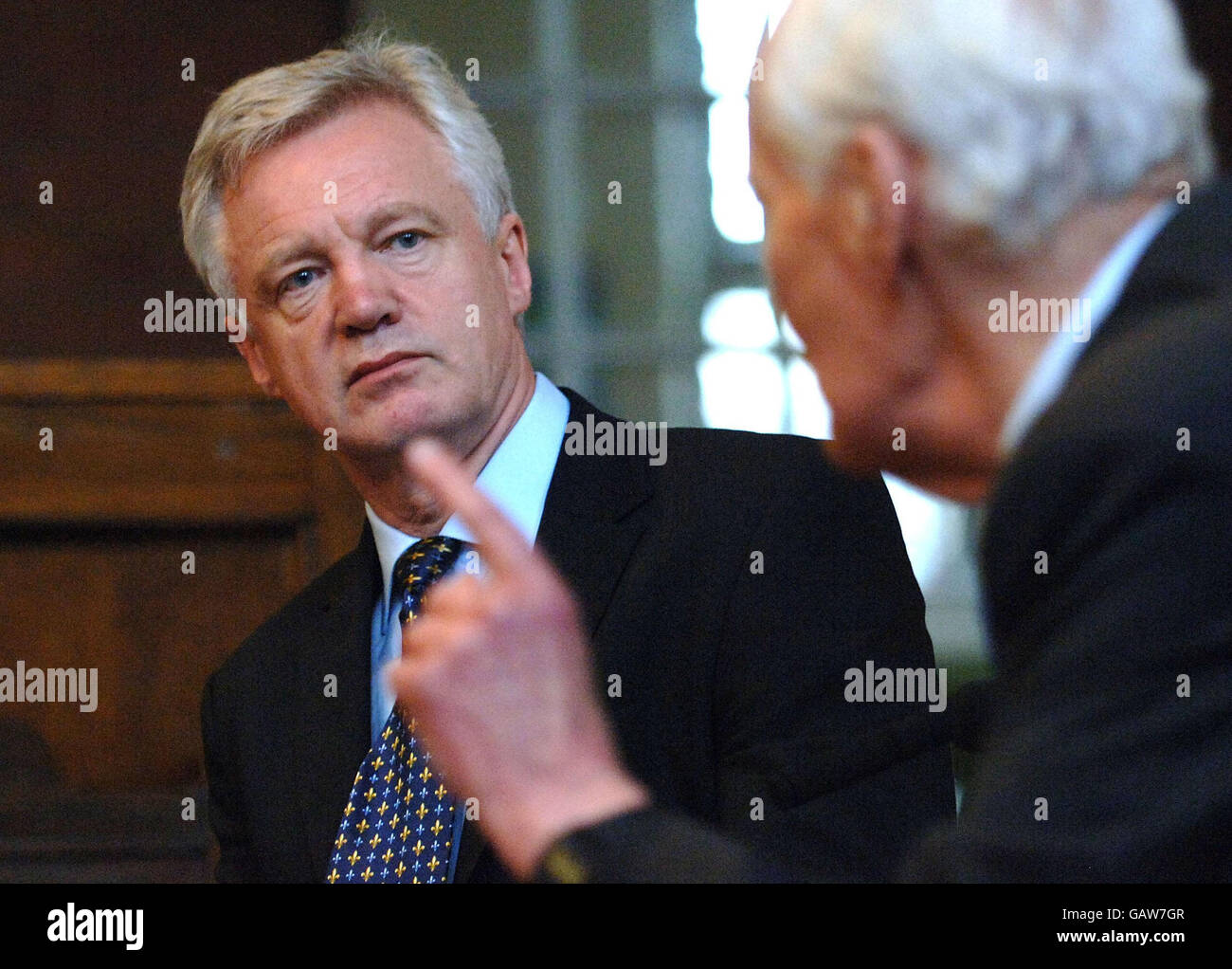 Former Conservative MP David Davis (left) joins former Labour minister ...