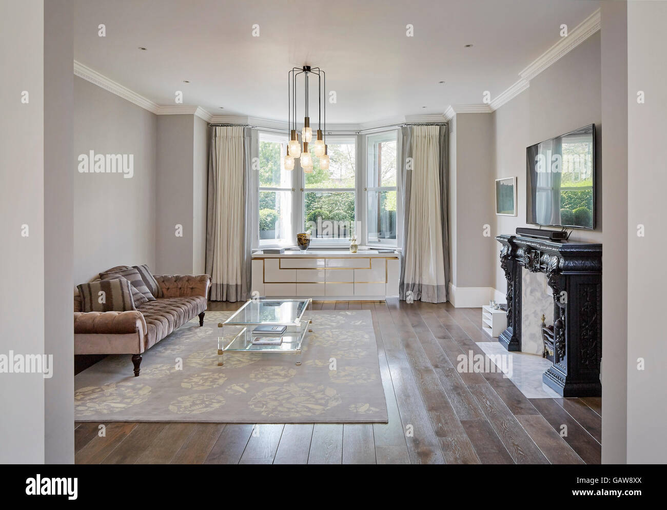 Reception room with bay window. Private House, Highlever Road, London ...