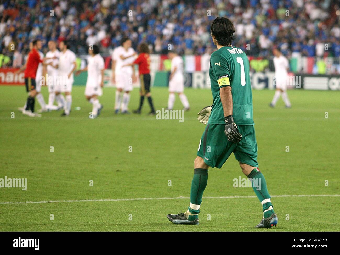 Gianluigi buffon 2008 italy hi-res stock photography and images - Alamy