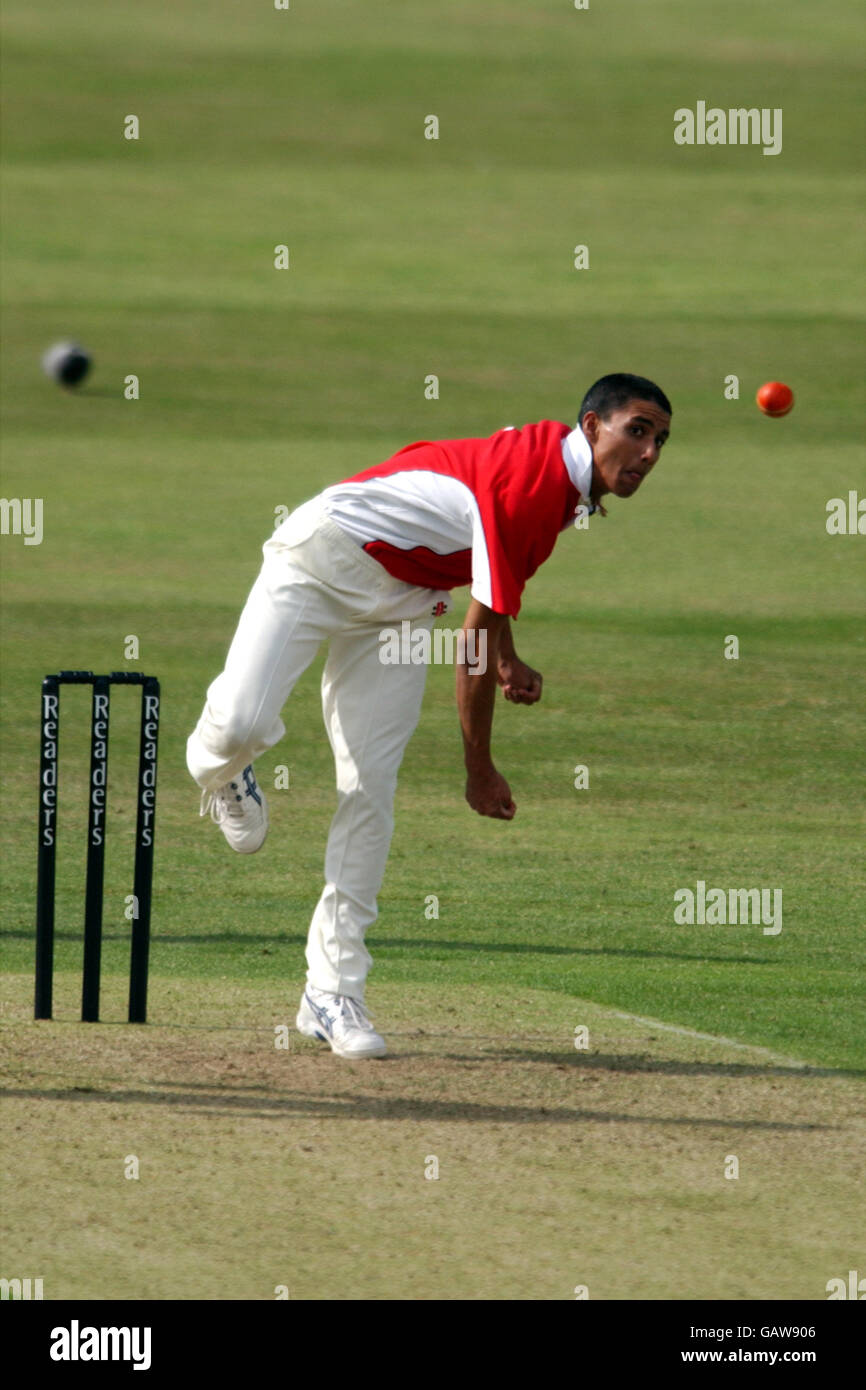 Whitgift school ben hollioake memorial trophy hi-res stock photography ...