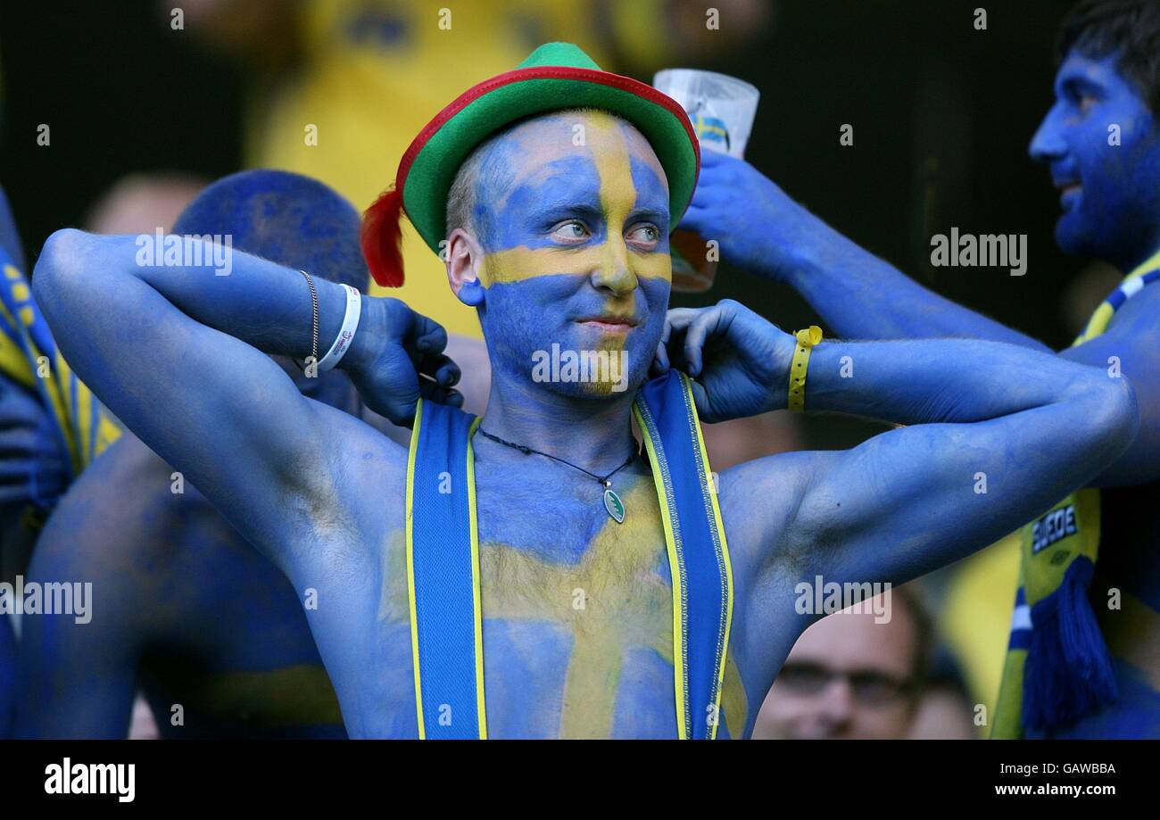 Soccer football mid length half top half costume fancy dress hi-res ...