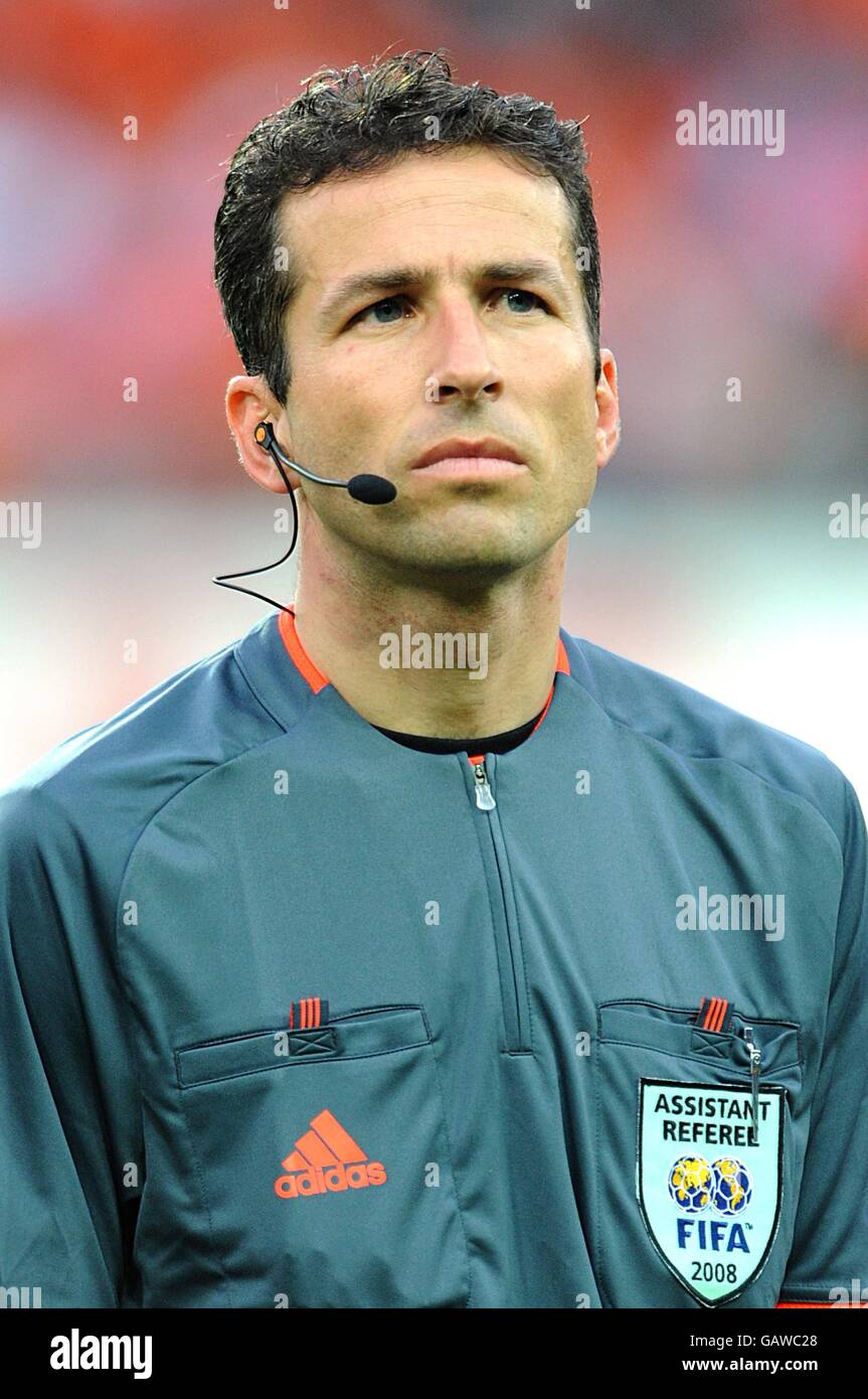 Matthias arnet hi-res stock photography and images - Alamy