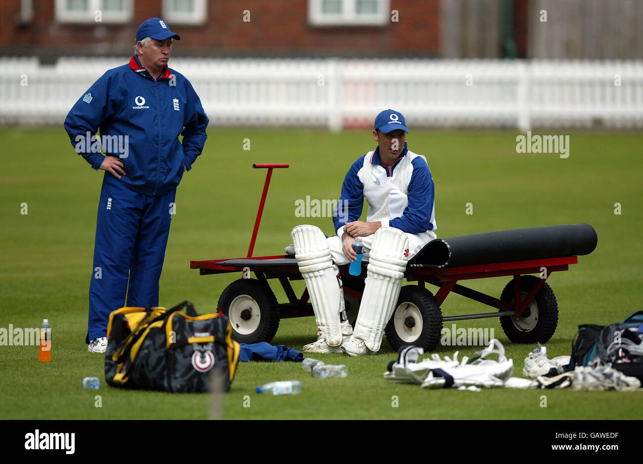 Cricket - England v Zimbabwe - First npower Test - Nets Stock Photo - Alamy