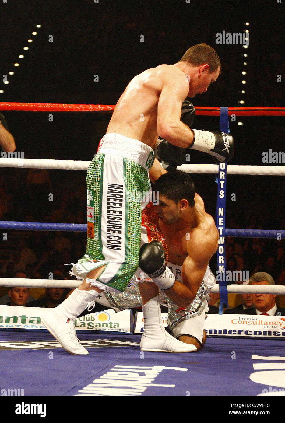 Boxing - Commonwealth Lightweight Title - Amir Khan v Michael Gomez ...