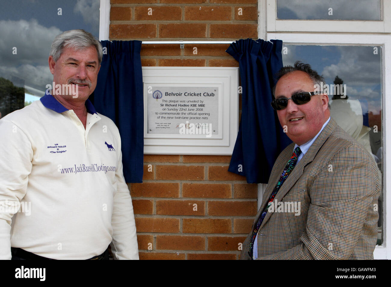 Sir Richard Hadlee (l) who officially opened the practice nets at ...