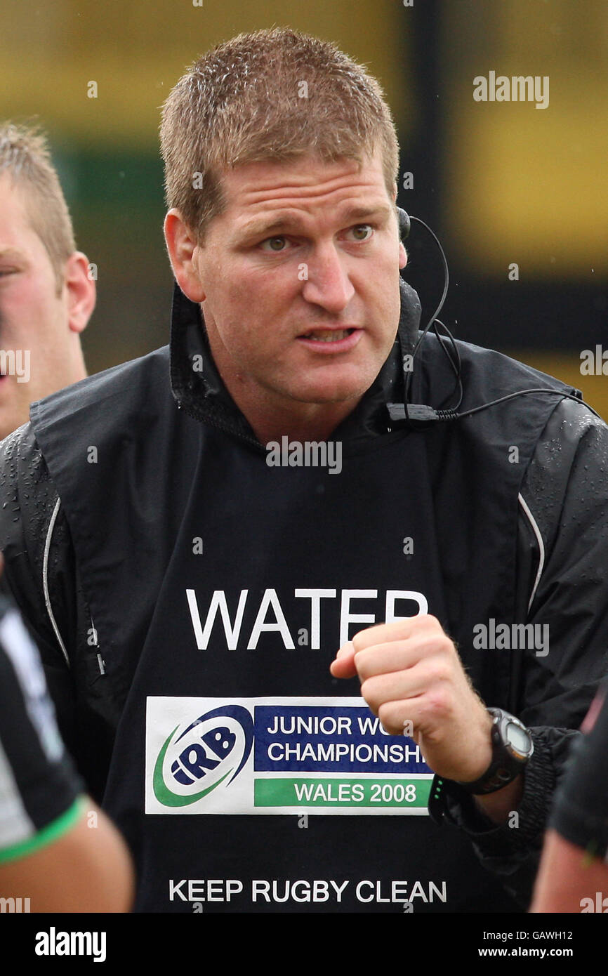 Canada forwards coach hi-res stock photography and images - Alamy