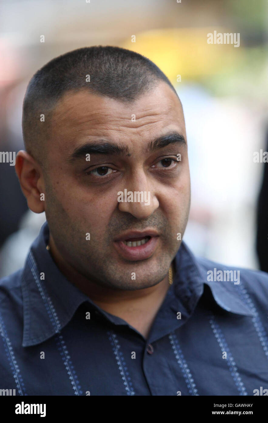 Speaks media following sentencing old bailey hi-res stock photography ...