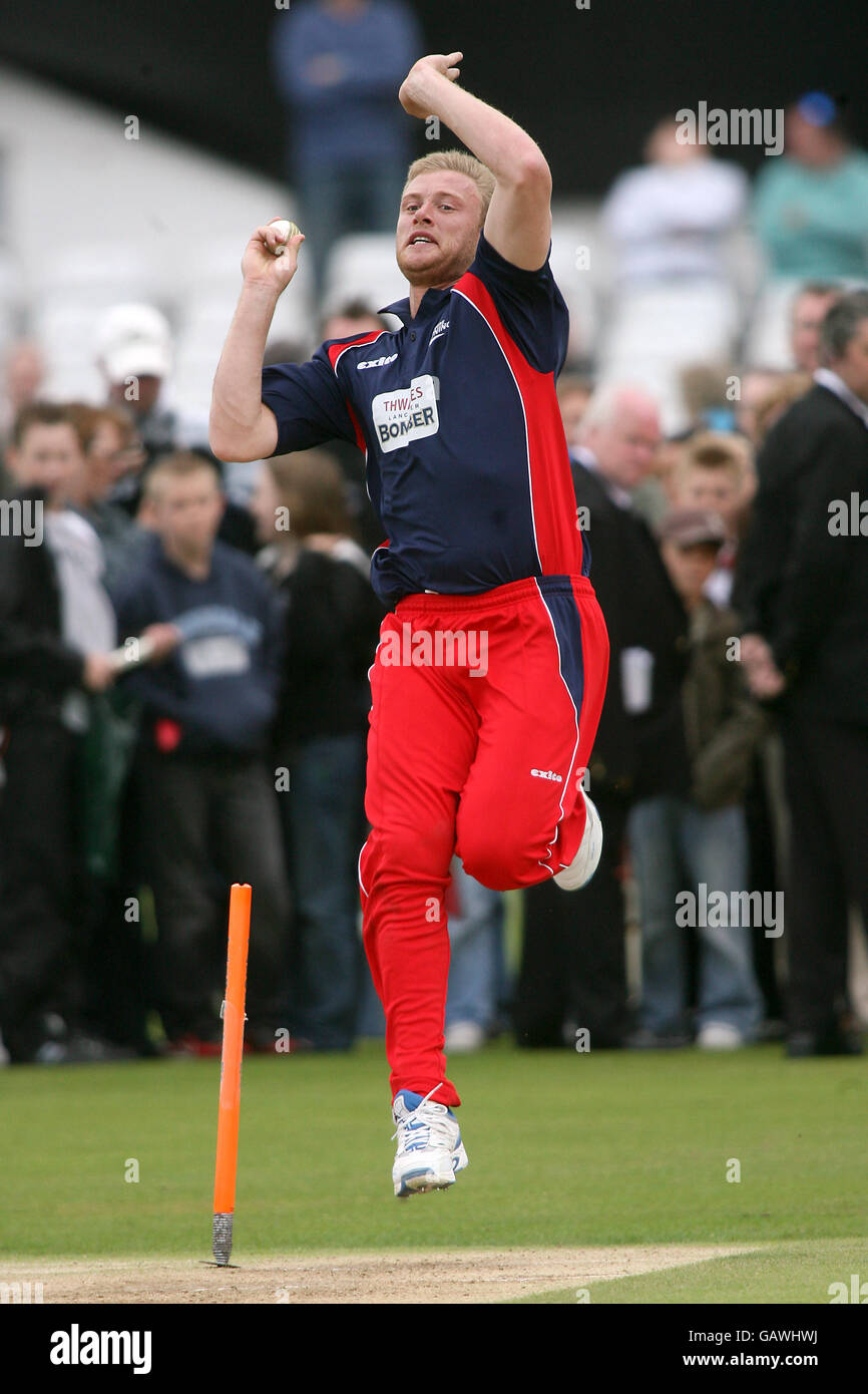 Cricket twenty 20 freddie hi-res stock photography and images - Alamy