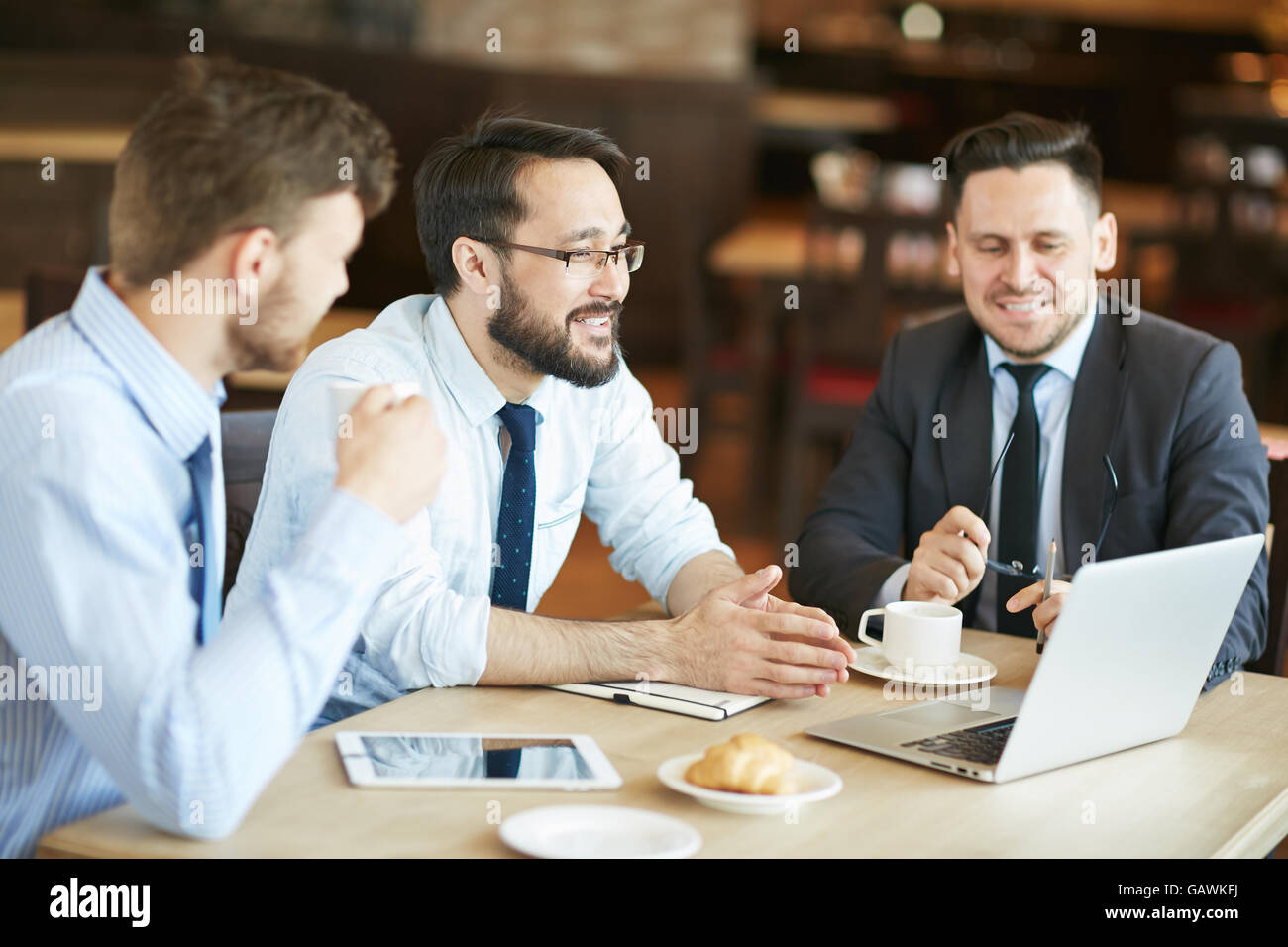 Brainstorming ideas for creating new business project Stock Photo - Alamy