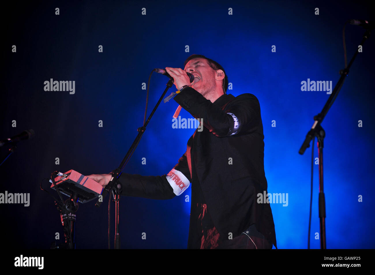 Robert del naja 2008 hi-res stock photography and images - Alamy