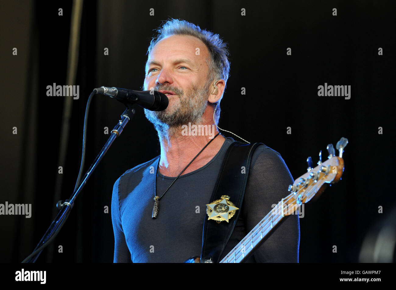 Cbe sting hi-res stock photography and images - Alamy