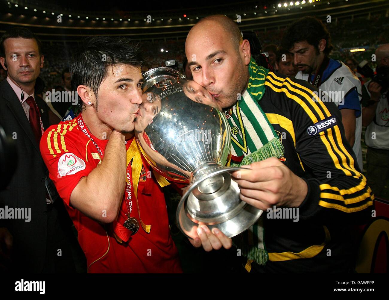 Uefa euro 2008 spain trophy hi-res stock photography and images - Alamy