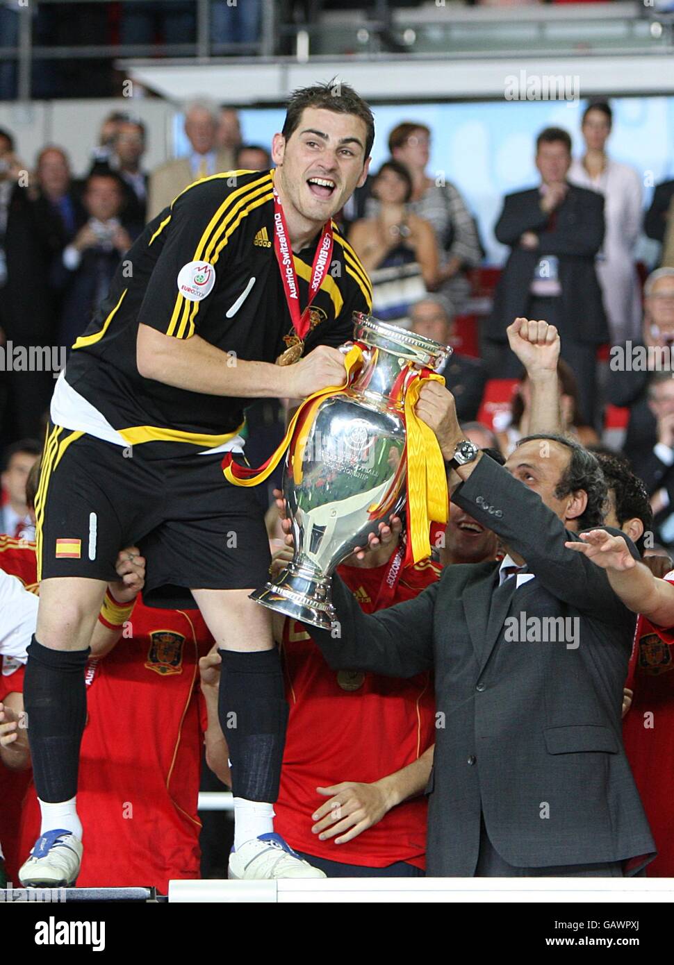 2008 Full Length Trophy High Resolution Stock Photography and Images ...