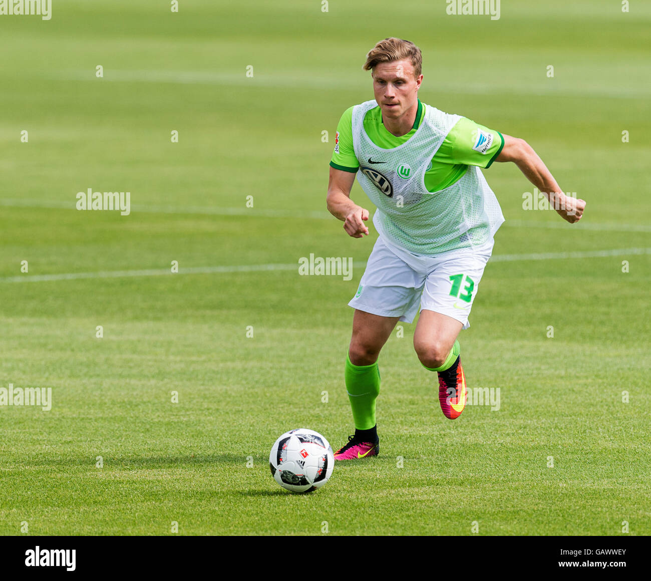 New team member Yannick Gerhardt in action during the first training ...