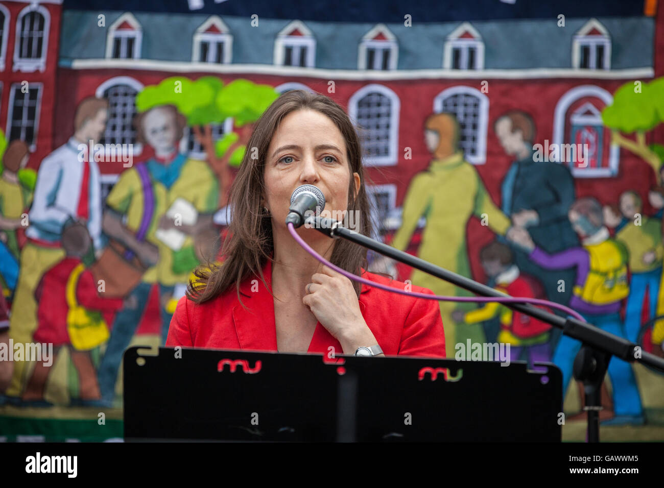 Carol monaghan hi-res stock photography and images - Alamy
