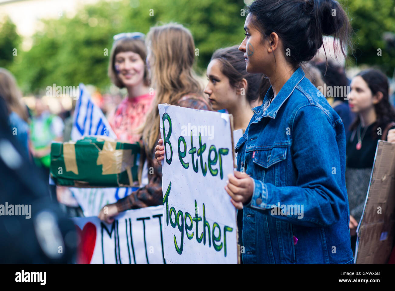 Placards hi-res stock photography and images - Alamy