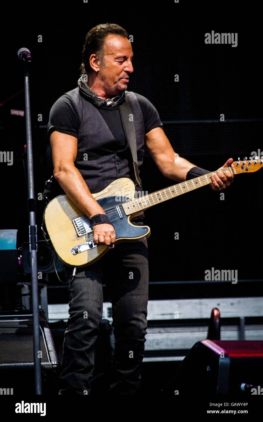 Milan, Italy. 5th July, 2016. Bruce Springsteen and the E Street Band ...