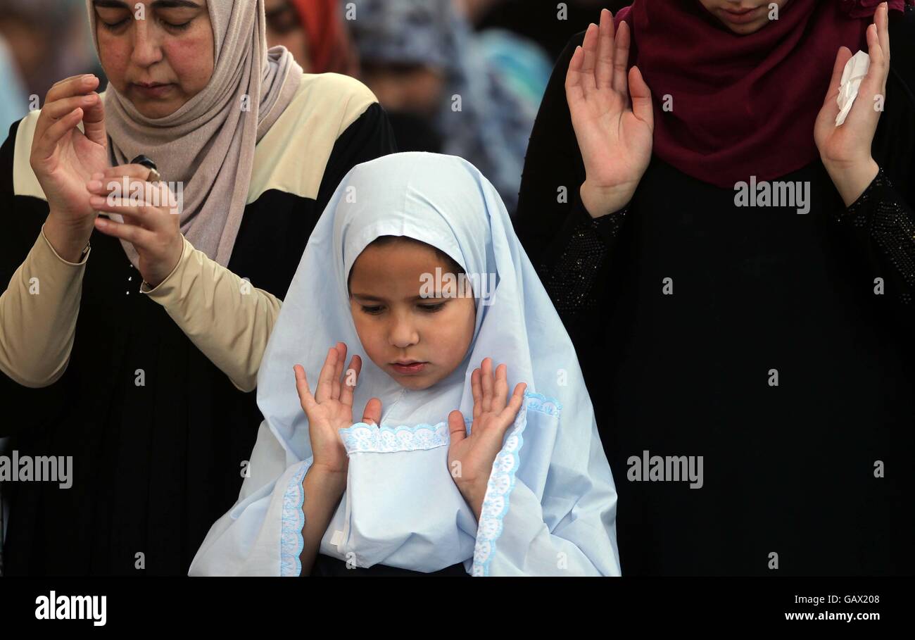 Jordanian women hi-res stock photography and images - Alamy