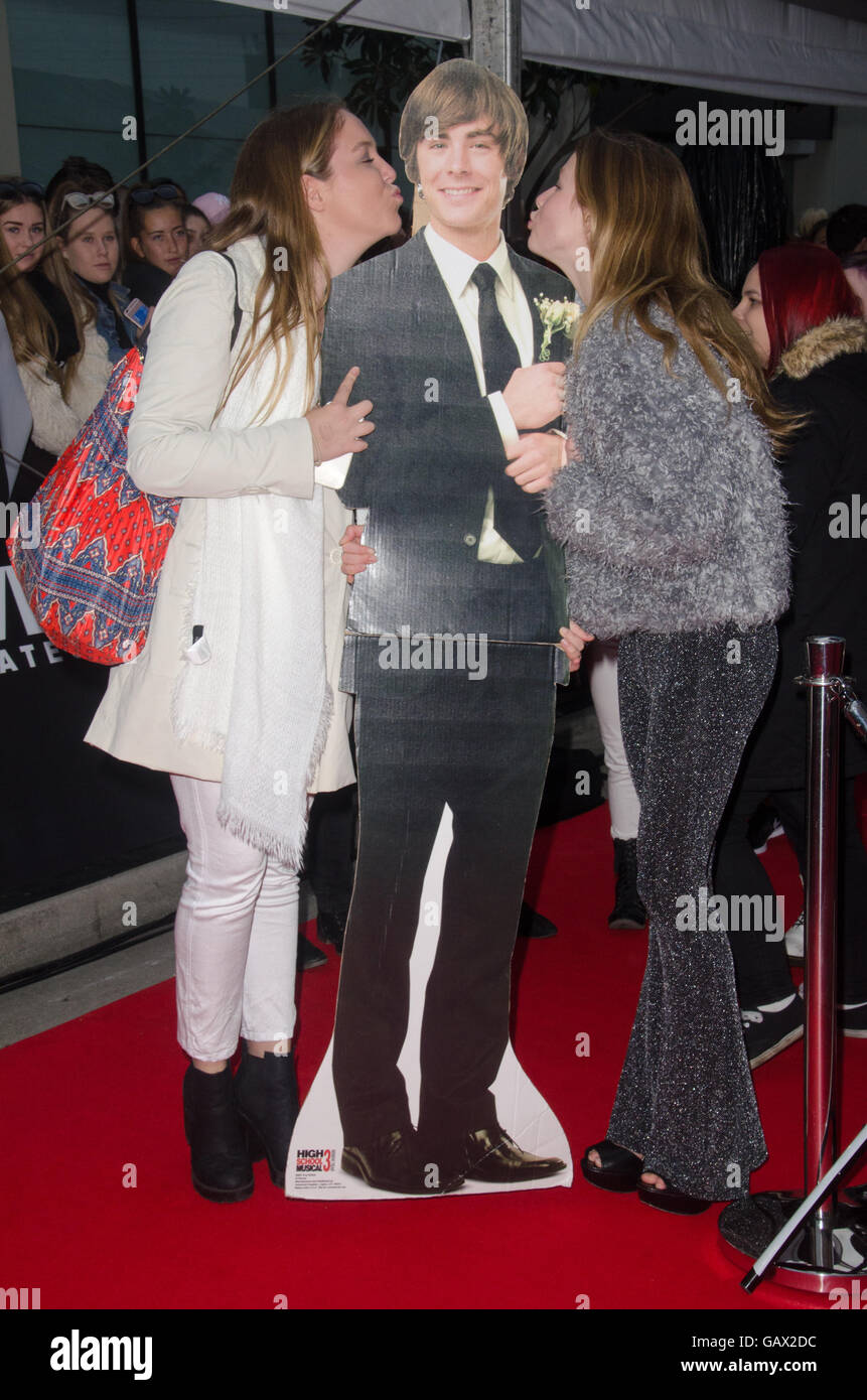 Parramatta, Australia - 6th July 2016: Zac Efron, Adam Devine, Sophie ...