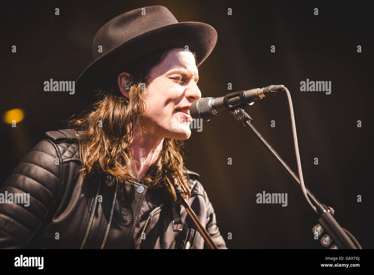 Manchester, UK. 6th July, 2016. British singer/songwriter, James Bay ...
